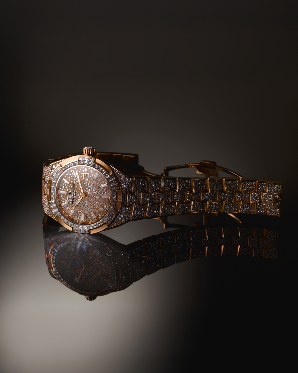 Overseas self-winding high jewellery - 35 mm - Pink Gold Watch